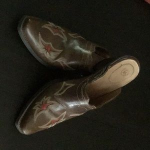 Ariat | Shoes | Ariat Leather Mules | Poshmark